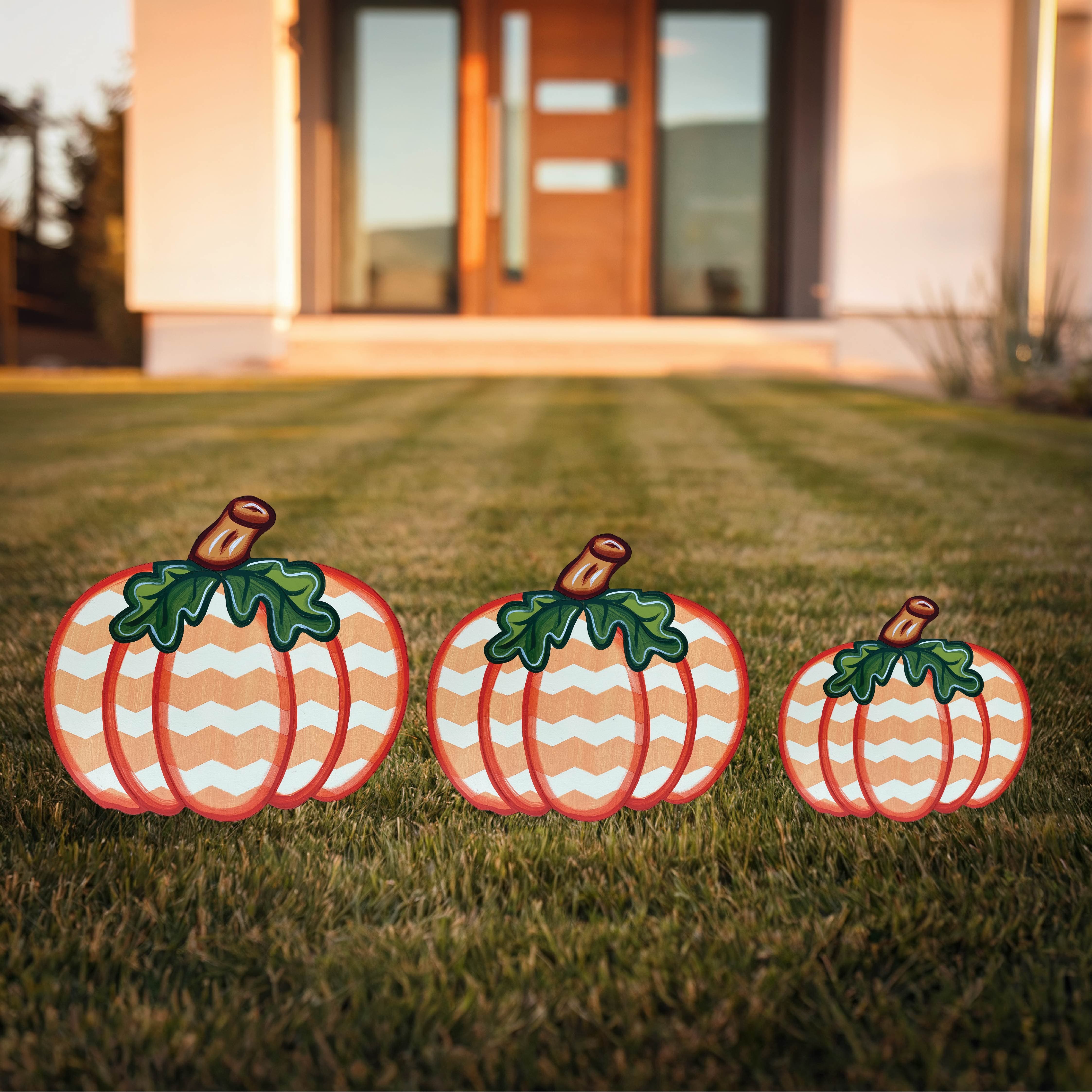 Whimsical Chevron Pumpkin Thanksgiving Yard Decor – Yard Art Decor and More